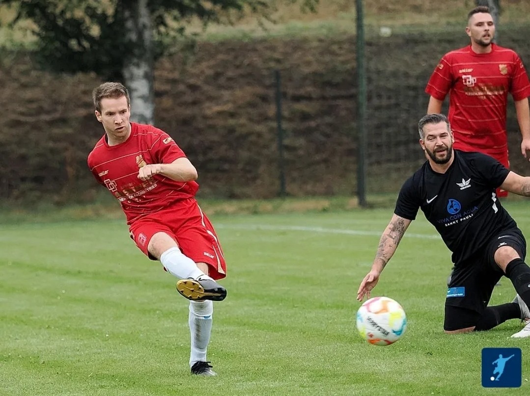 Knappe Niederlage gegen Titelfavoriten